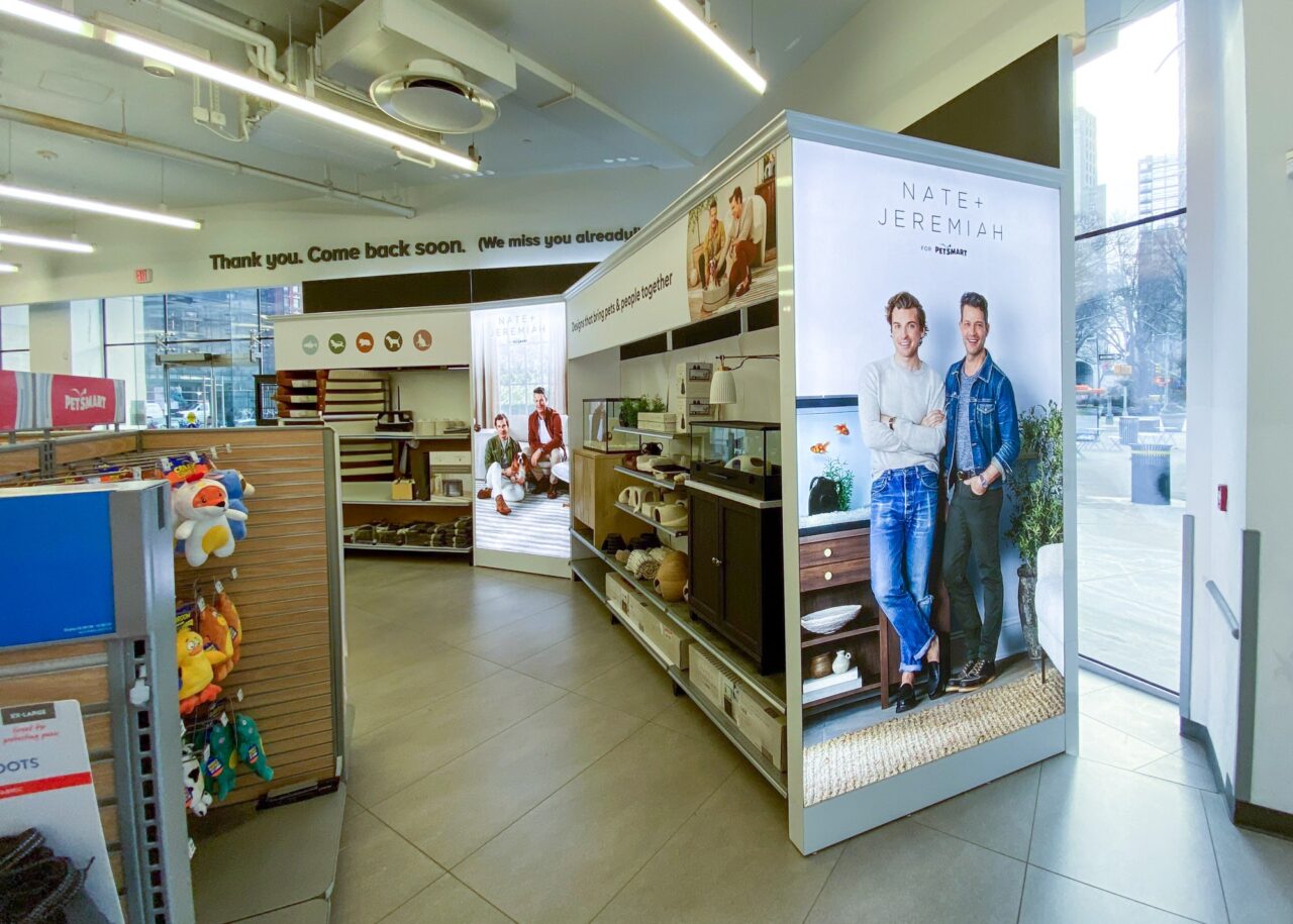 Custom Retail Fixture and End Cap | SEG Systems®